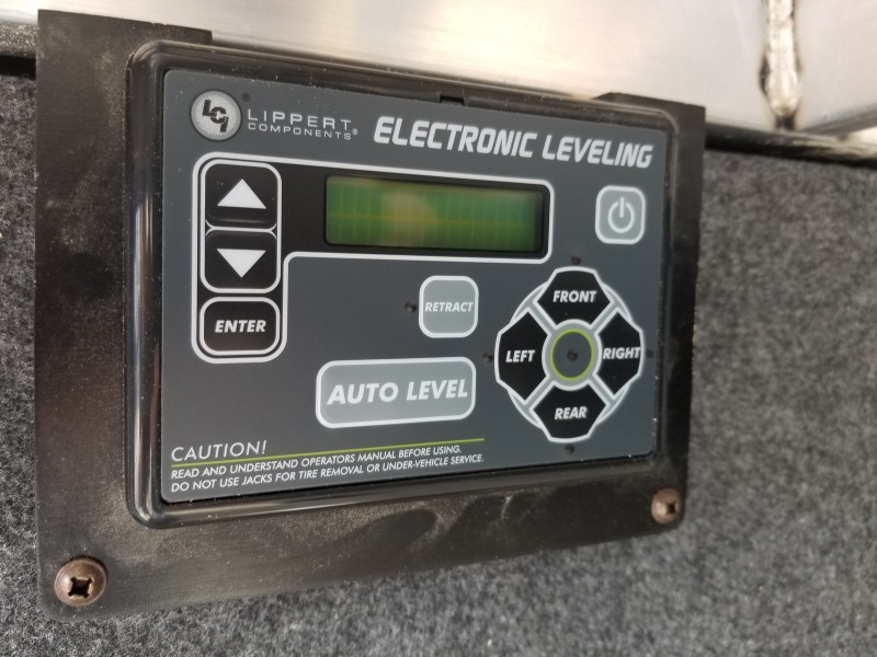 New 2025 Forest River Wildwood Heritage Glen 38 Veranda Fifth Wheel