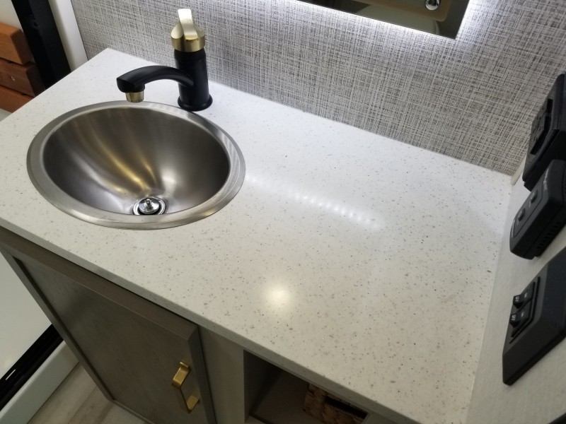 New 2025 Forest River Wildwood Heritage Glen 38 Veranda Fifth Wheel